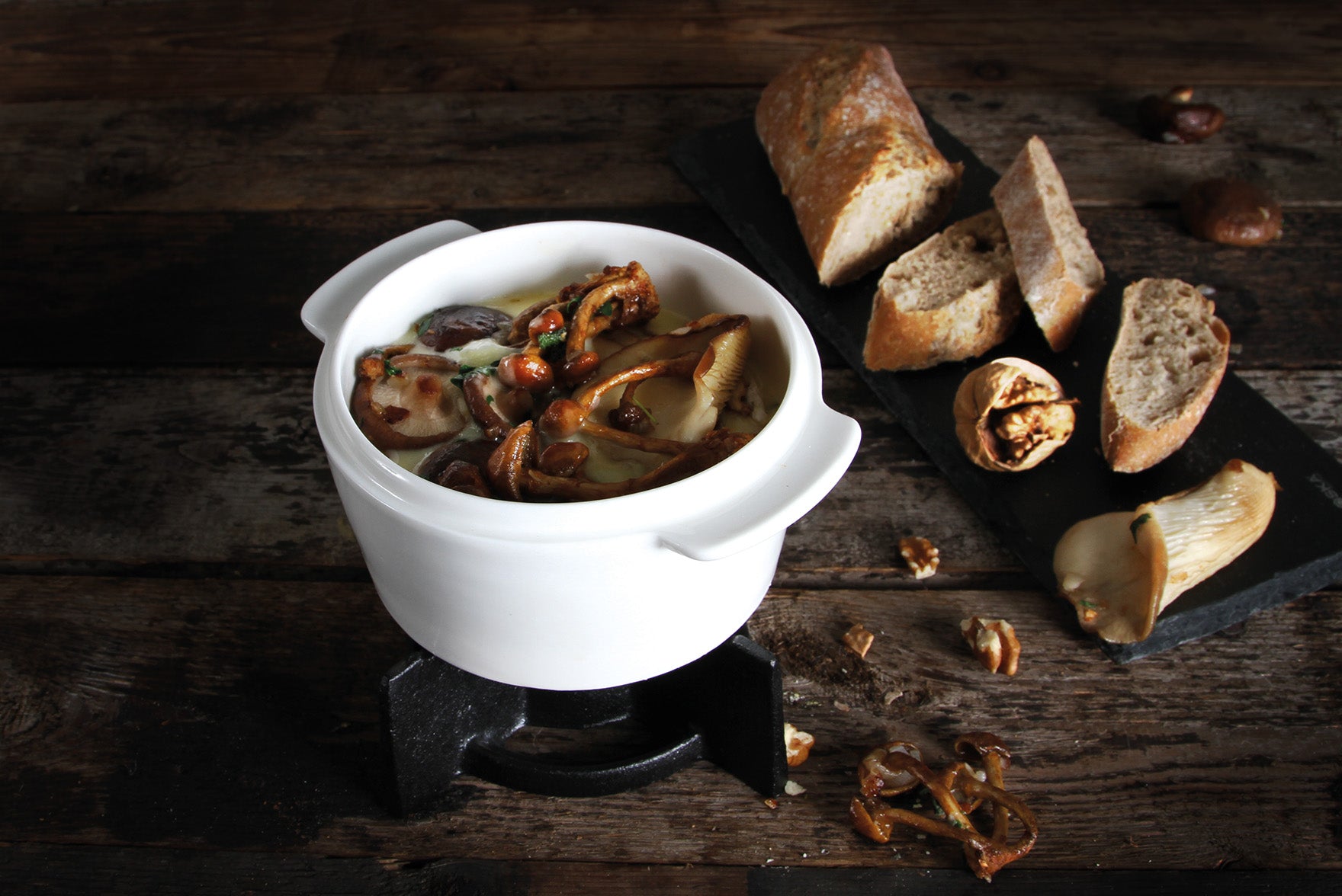 Oven-baked Camembert with mushrooms | BOSKA Food Tools