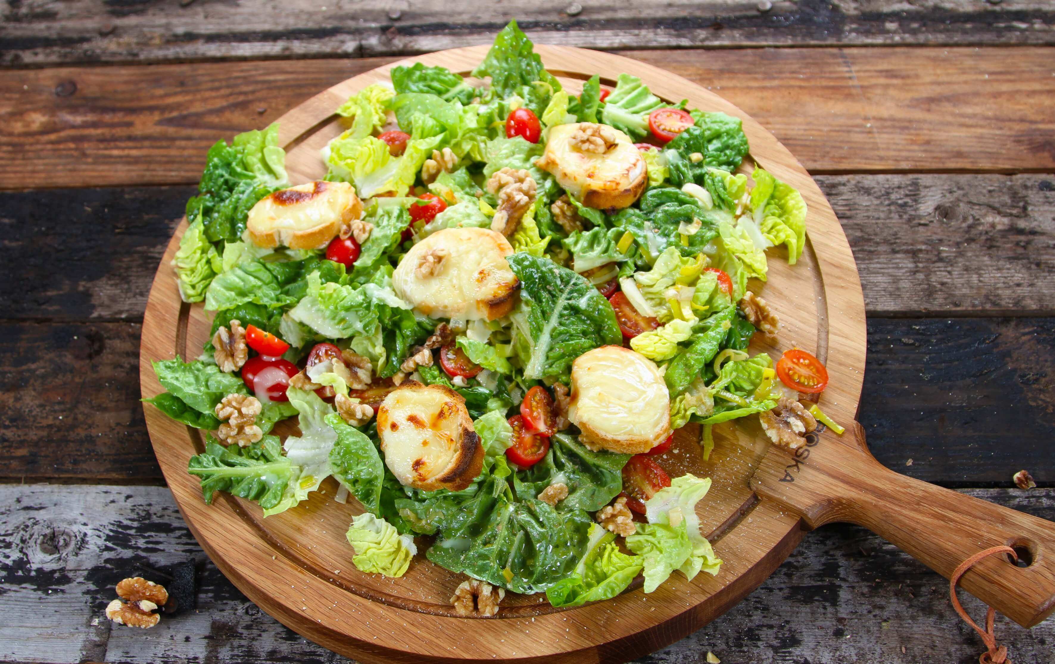 Toasted goat's cheese salad | BOSKA Food Tools