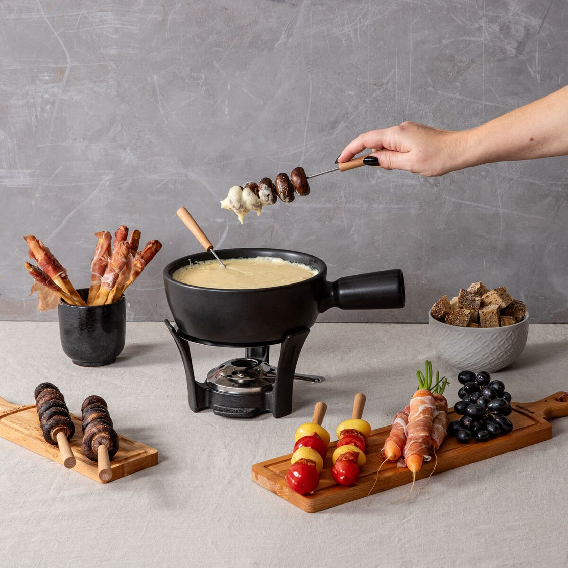 Fondue Set Nero: Elegant Cheese Fondue Set | Ceramic & Cast Iron ...